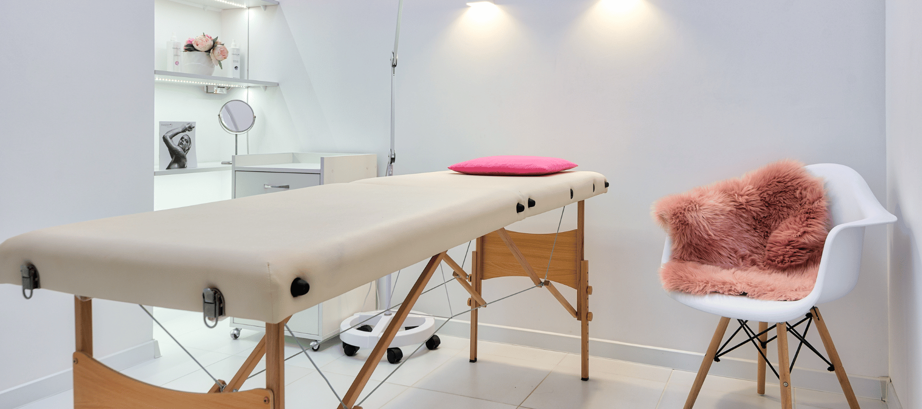 How to Set Up Your Lash Bed Station in Your Beauty Salon: An Expert ...